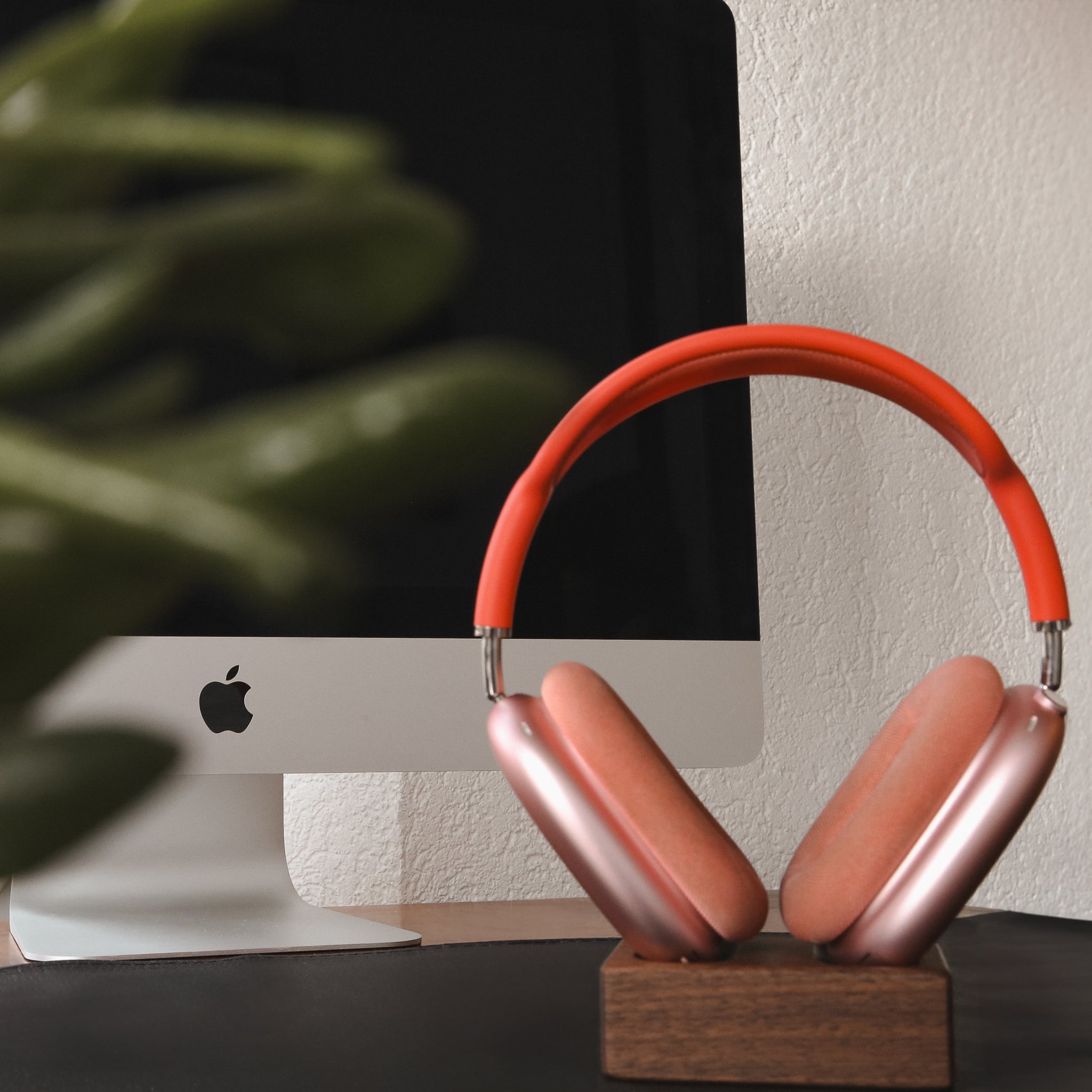 The Walnut Stand – WalnutApple